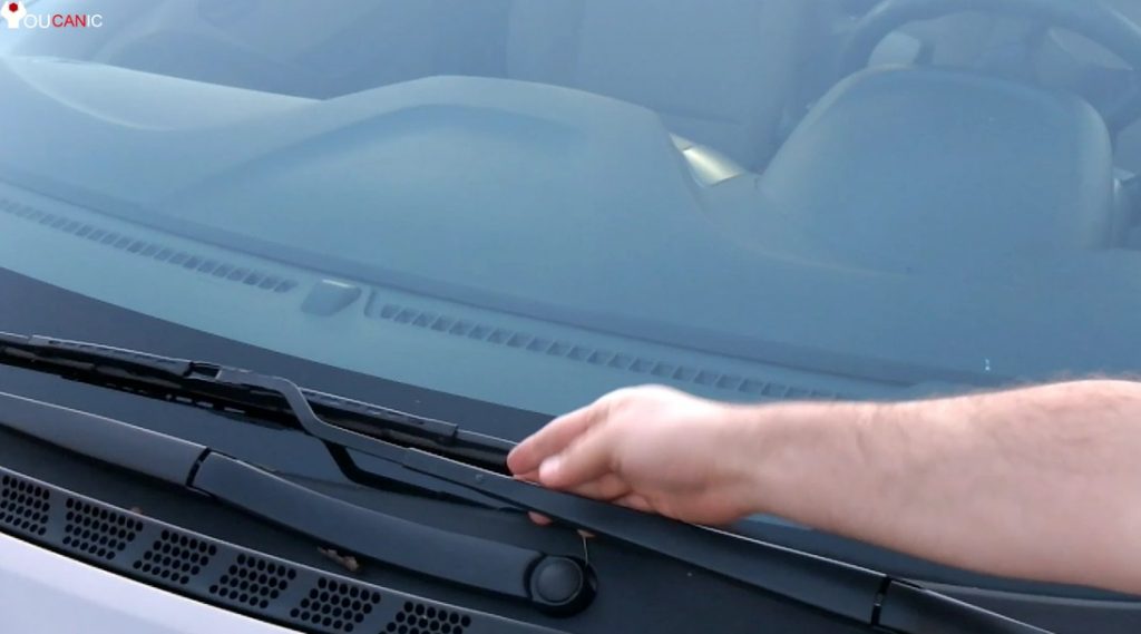 How To Find the Right Wiper Blade Size for 2017 Hyundai Elantra | The ...